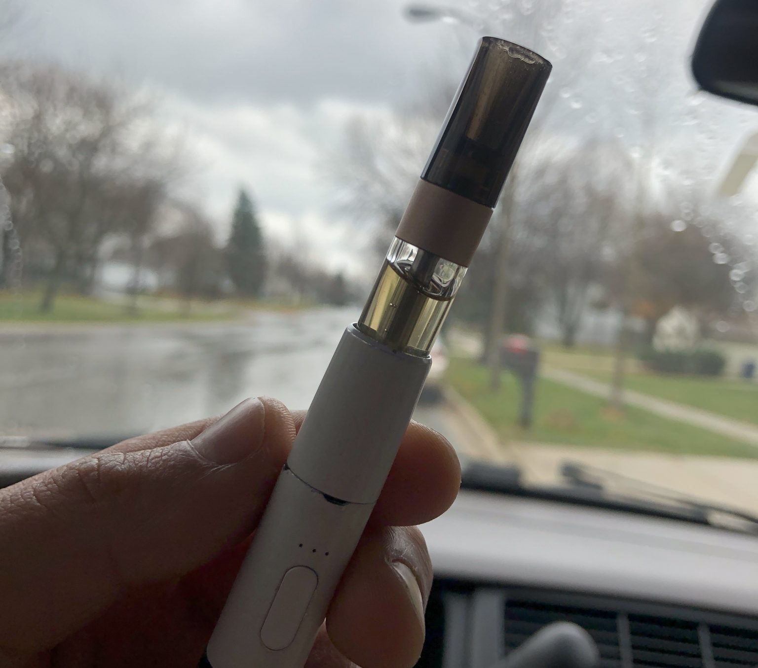 CannaClear-Delta 8 Cartridge Review - Inexpensive and Tastes Good