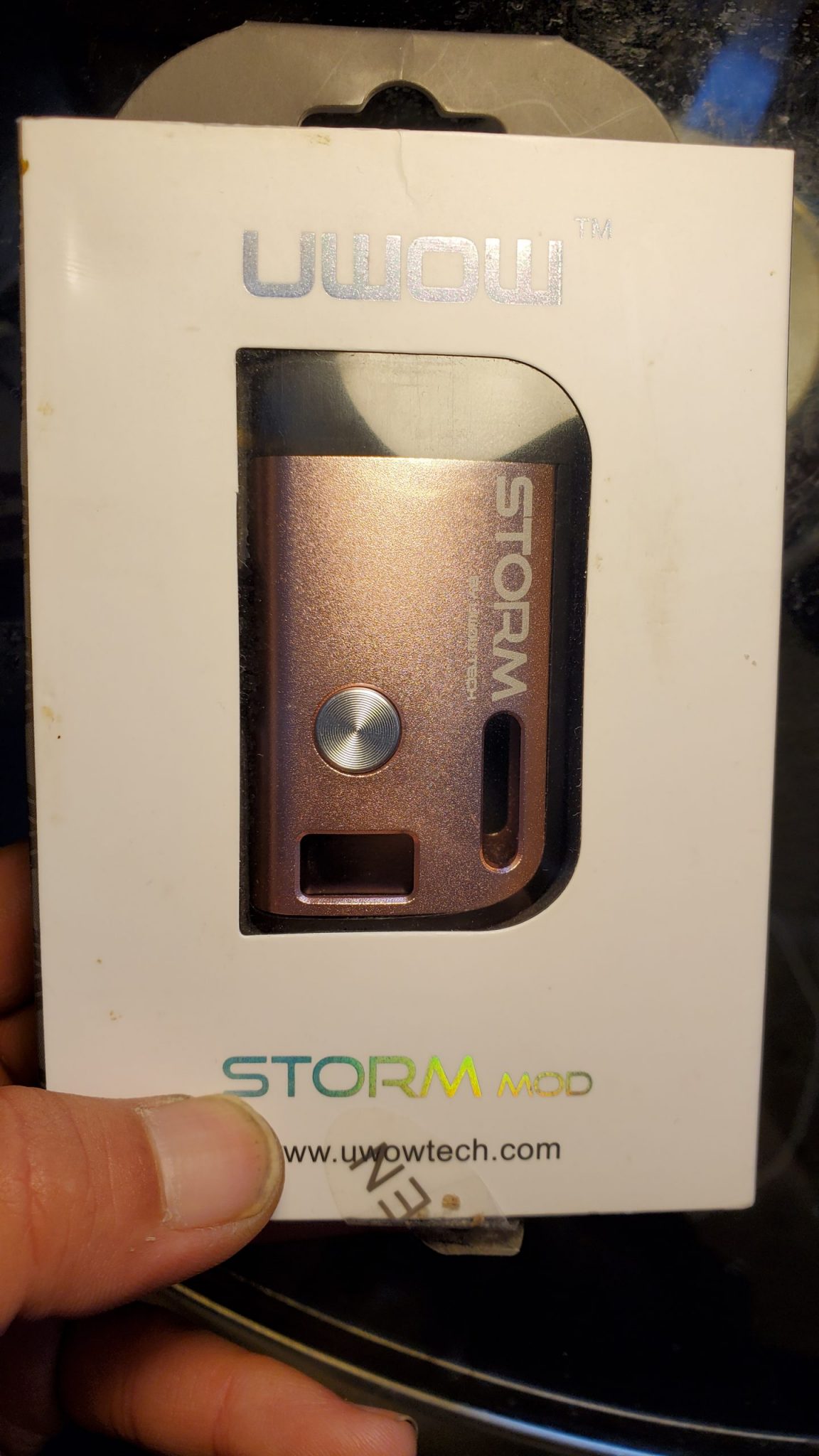 UWOW Storm Battery Review - A Solid Variable Voltage Battery