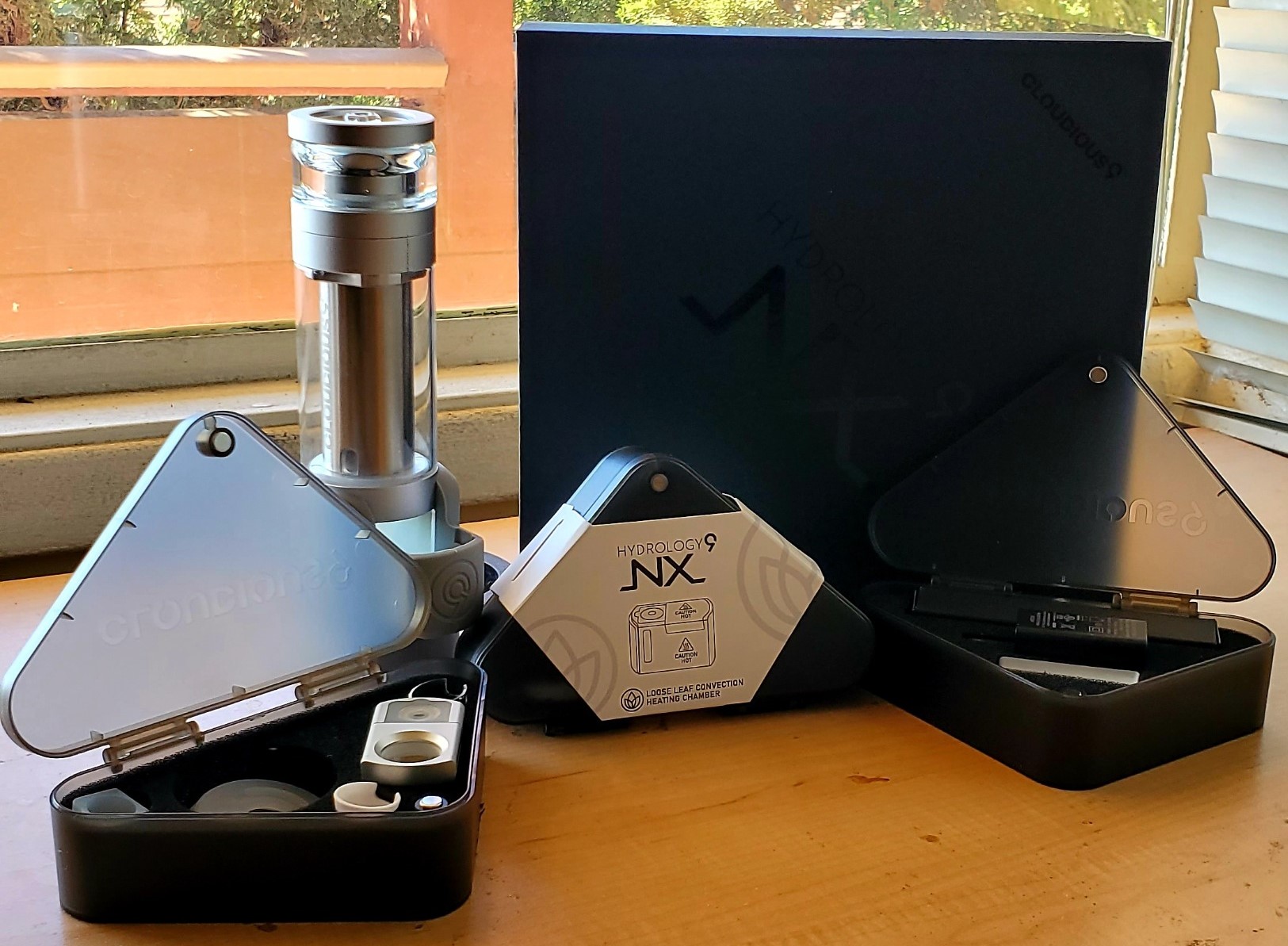 Hydrology9 NX Review - Great Battery and Good Water Filtration Design