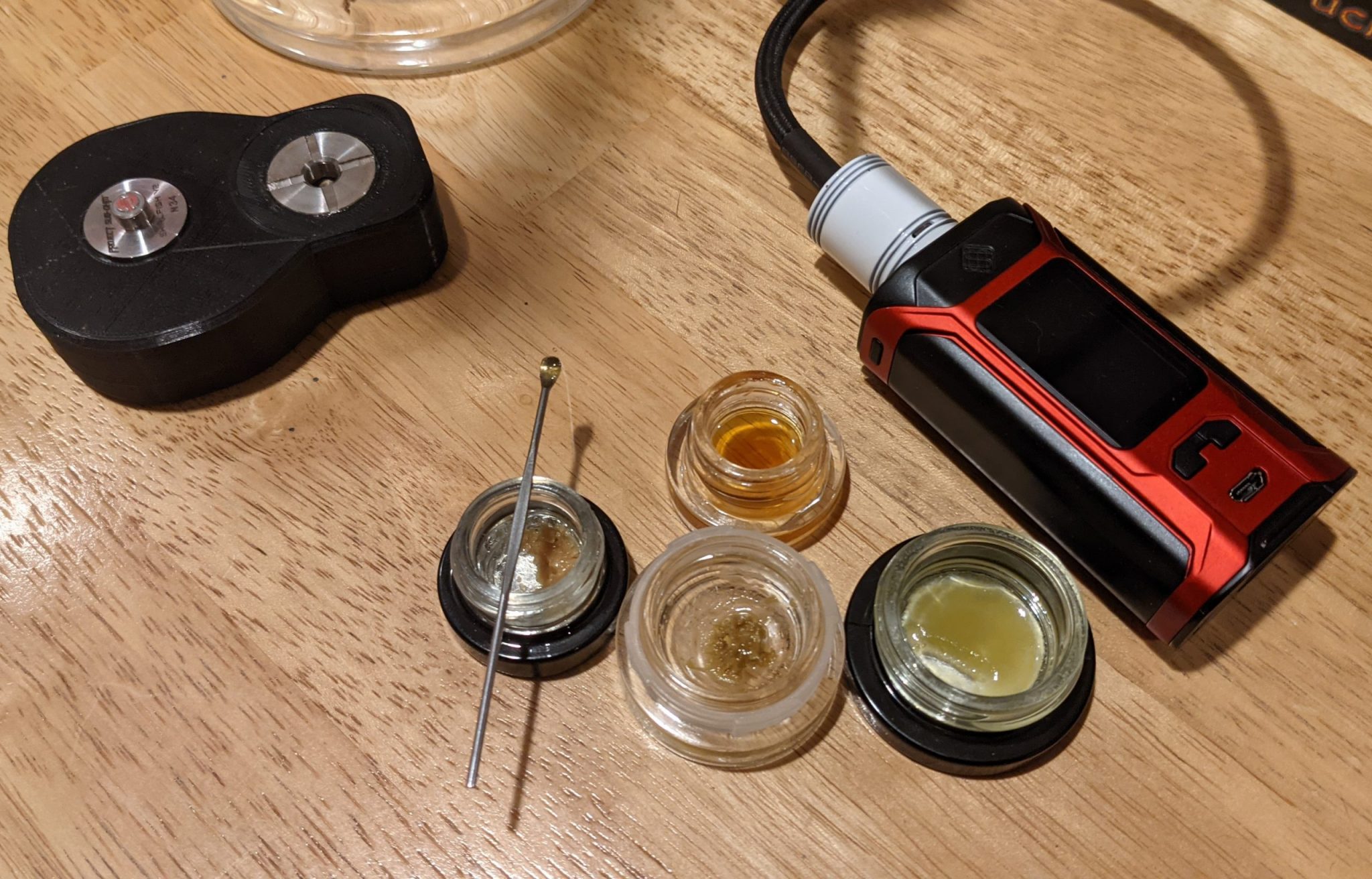 Divine Tribe V4 Concentrate Vaporizer Review - Affordable and Efficient