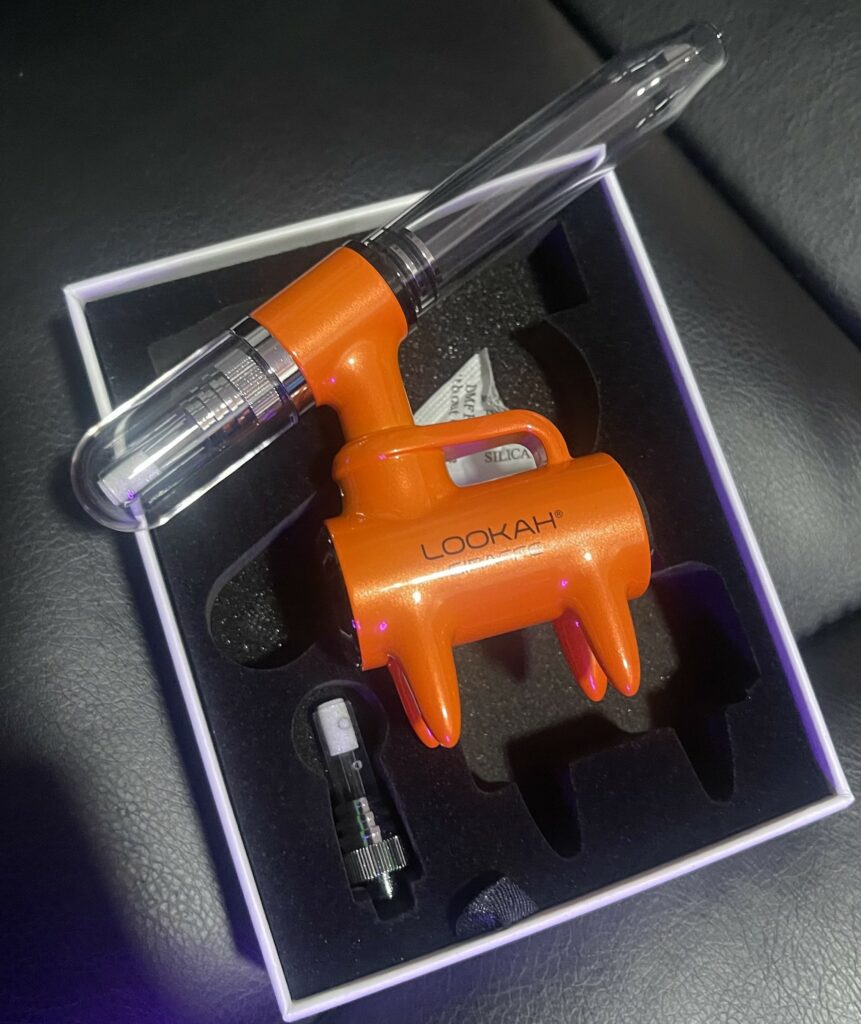 Lookah Giraffe Review - The Ultimate Vaping Sidekick